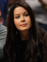 Kyla Weber - 5 Things You Should Know About Vince Vaughn's Wife - The ...