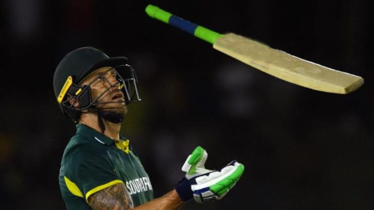 The famous “Bat flip” in the Cricket World - The Frisky