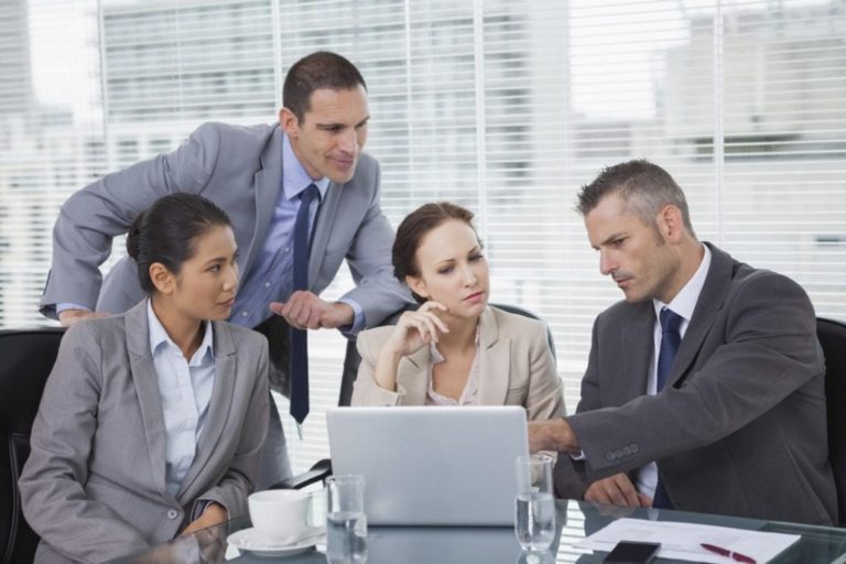 Steps to Launch Your Project Management Career - The Frisky