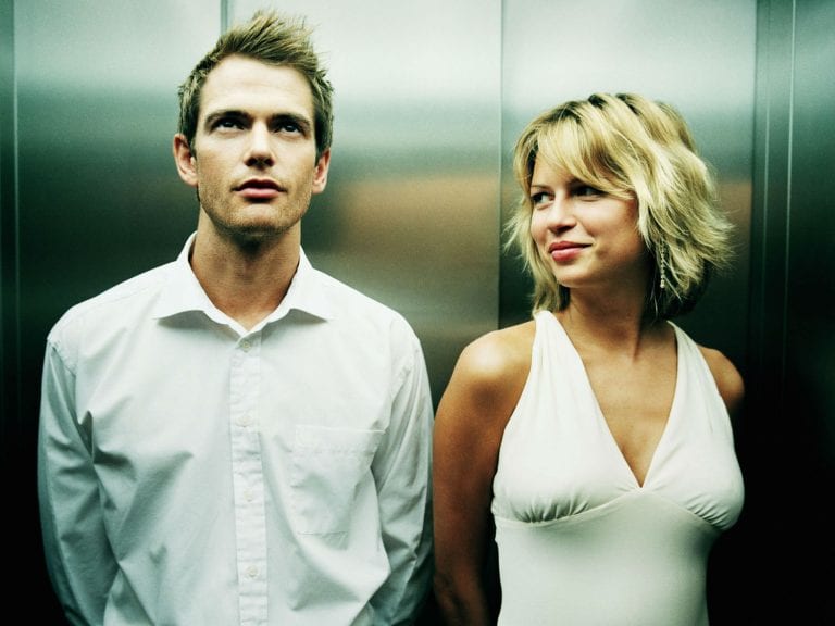 5 Subtle Signals Guys Won’t Pick Up On - The Frisky