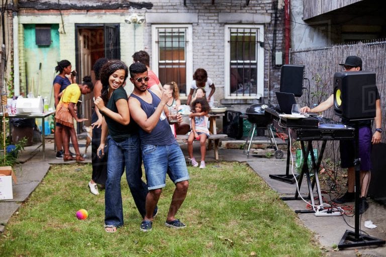 7 Harmless Drinking Games You Can Enjoy in Your Backyard this Summer ...