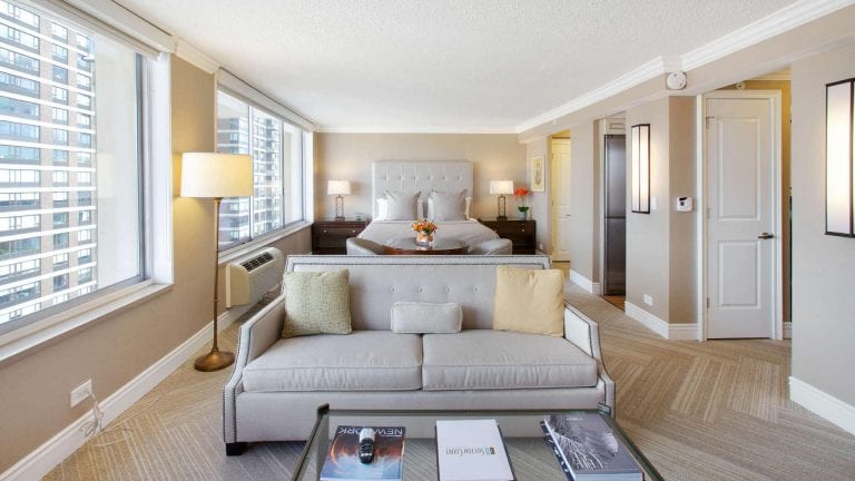 Reasons to Get a Furnished Home - The Frisky