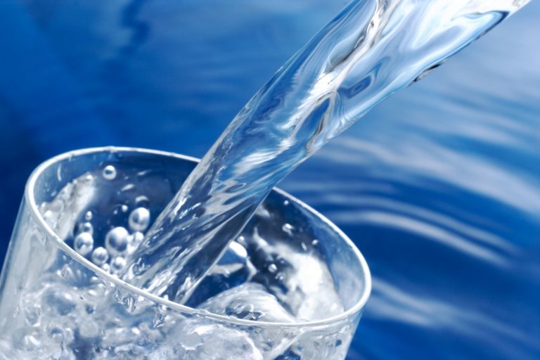 Benefits of Drinking Water and Staying Hydrated - The Frisky