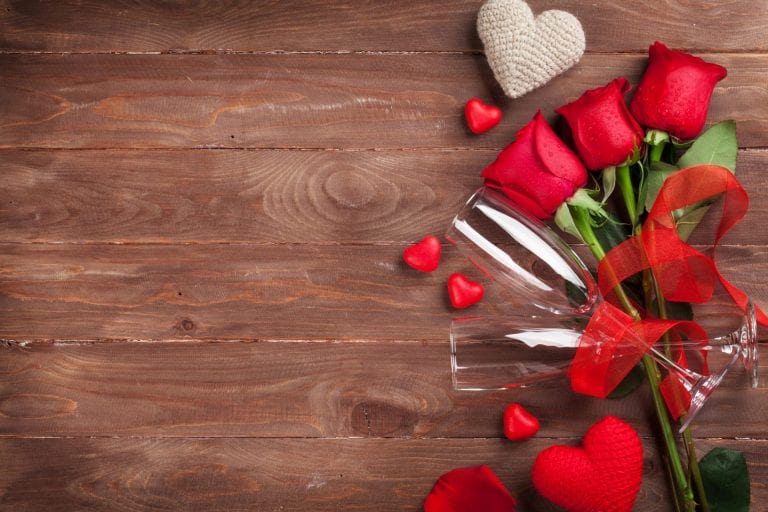 75 Little Ways To Be Romantic Every Day Of The Year - The Frisky