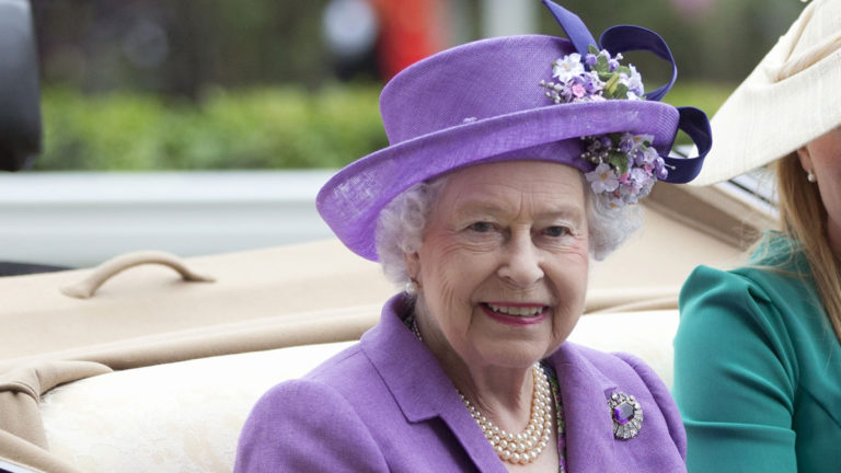 How many languages does Queen Elizabeth II speak? - The Frisky