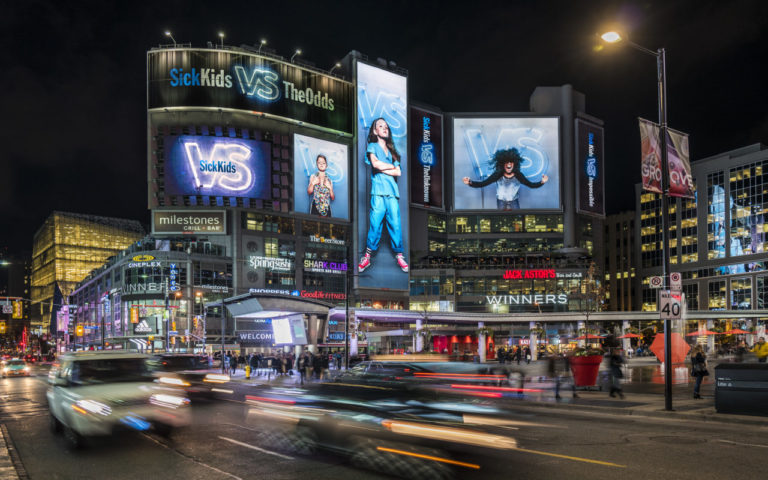 Outdoor Advertising - How To - The Frisky