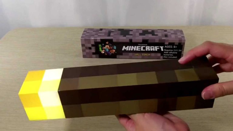 10 Best Minecraft Toys For Kids - The Frisky