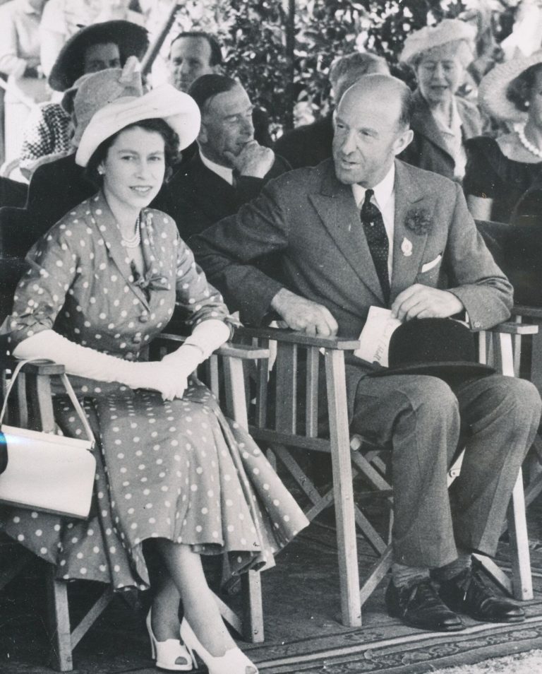 Royal Ladies in Their Favorite Polka Dots Outfits - The Frisky