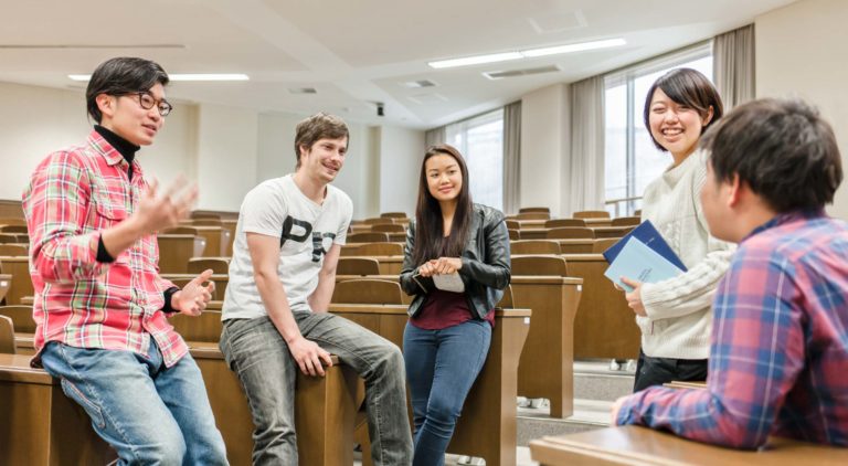 Take your first business steps with Asia Internship - The Frisky