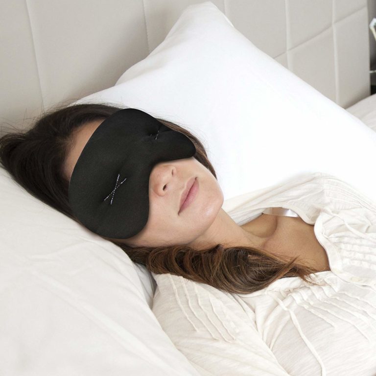 Top 5 sleeping masks that you can buy - The Frisky