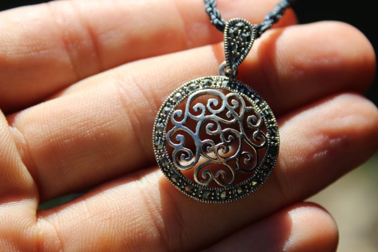 Everything You Should Know About Marcasite Jewelry - The Frisky