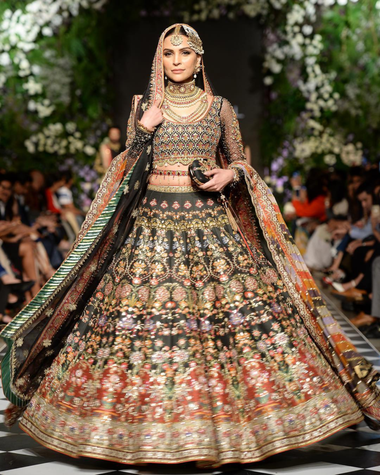 Designer Lehenga Trends For A Stylish Party Look - The Frisky