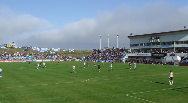 10 Of The World's Most Impressive Football Arenas - The Frisky