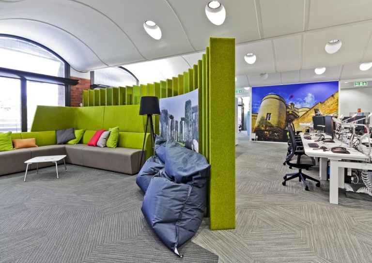 How to Setup your Office for Success - The Frisky