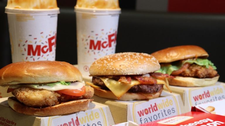 Fast Food Around the World - The Frisky