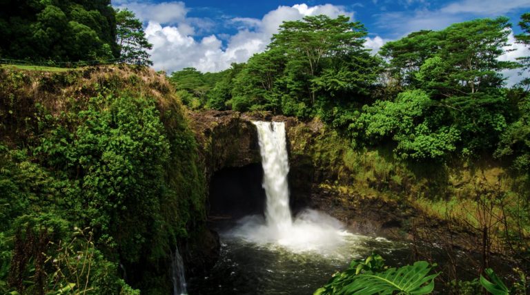 Cities That Surprise: Hilo, Hawaii - The Frisky