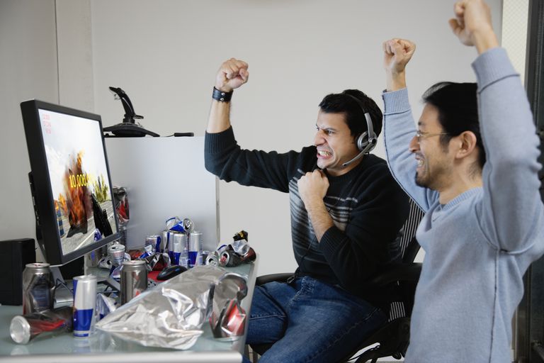 Why you should consider an online gaming coaching service? - The Frisky