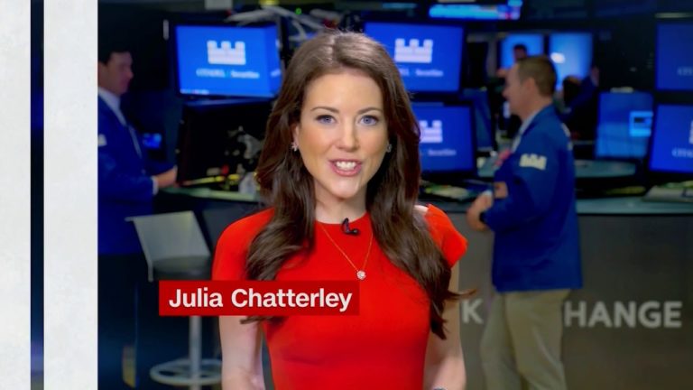 Julia Chatterley Net Worth 2024, Bio, Life, Career - The Frisky