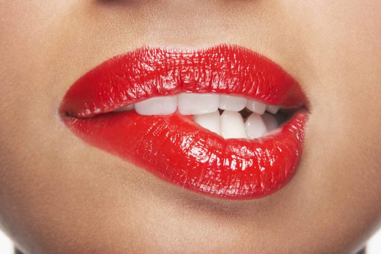 5 Ways to Use Your Lips to Seduce That Special Someone - The Frisky