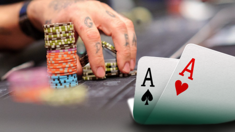 5 Cool Gifts for a poker player - The Frisky