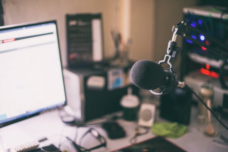 Best Microphone for Gaming and Streaming in 2024 - The Frisky