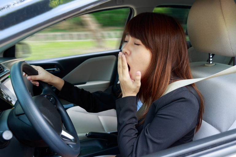 7 Most Common Driving Mistakes Women Make - The Frisky