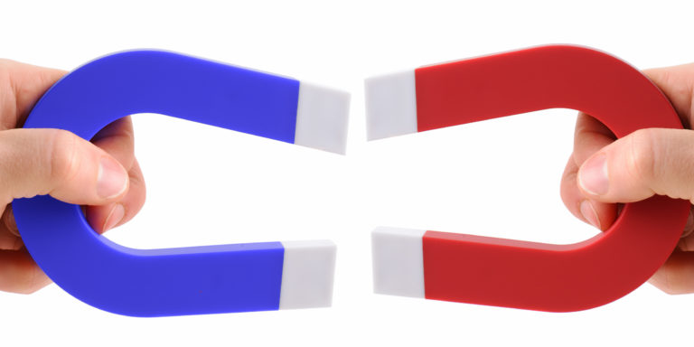 Opposites Attract: Fact Or Myth? - The Frisky