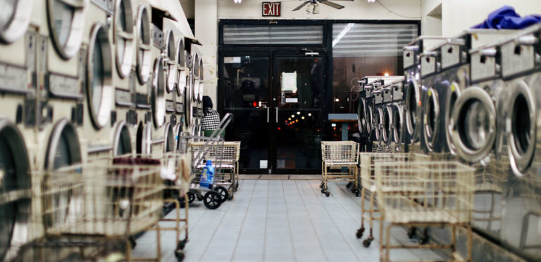 Things to Consider When Choosing the Best Laundry Service - The Frisky