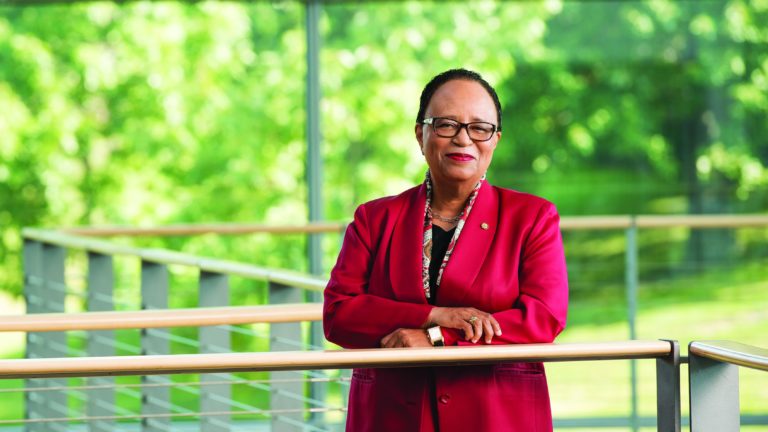 Top 10 Famous Female Inventors - The Frisky