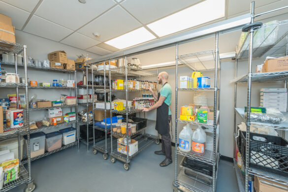 How to Increase Efficiency with Commercial Kitchen Shelving and Storage ...