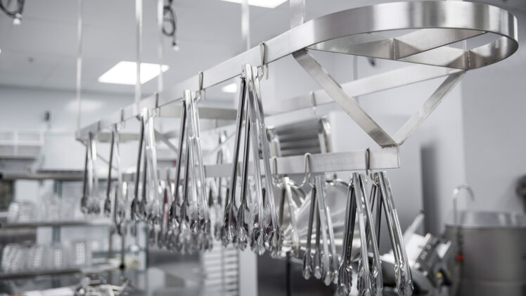 How to Increase Efficiency with Commercial Kitchen Shelving and Storage ...