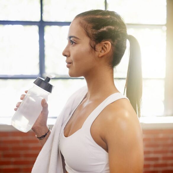 Meet AraQueenBae: How This Model/Artist Found Her Power on Instagram ...