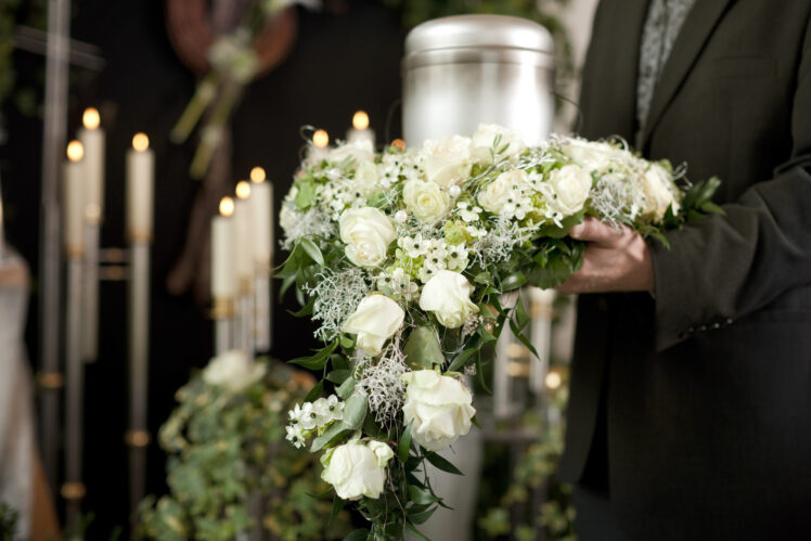 How to Make a Funeral Memorable - The Frisky