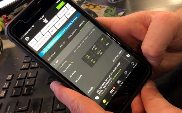 7 Reasons To Try Mobile Betting in 2020 - The Frisky