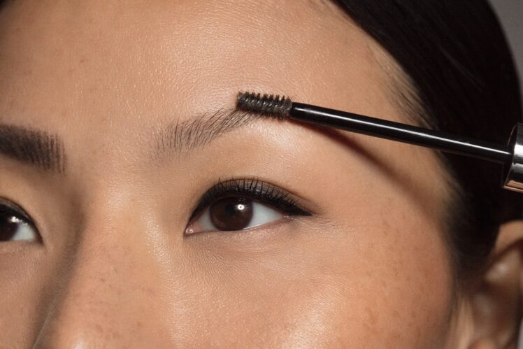 A Handbook To Get ‘Perfect Eyebrows’ - 2024 Guide - The Frisky