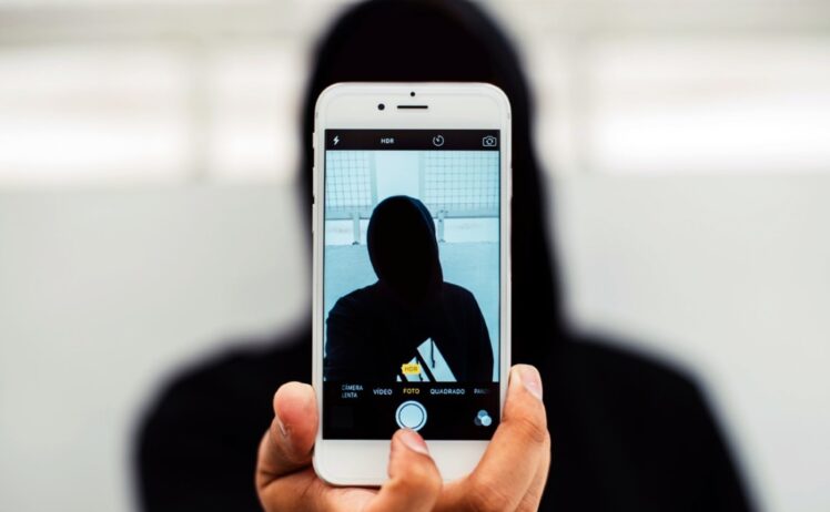 Scams: How to Recognize Them and Protect Yourself - The Frisky