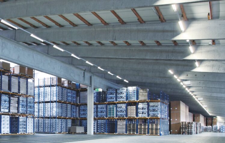 8 Benefits of LED Lighting For Commercial Applications - The Frisky