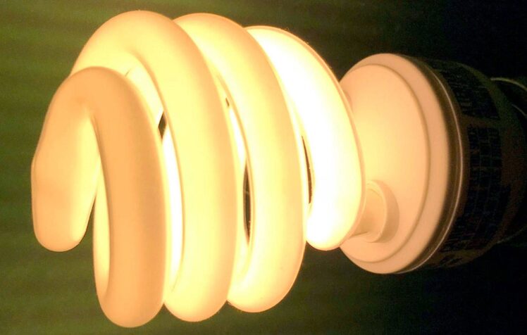 8 Benefits of LED Lighting For Commercial Applications - The Frisky