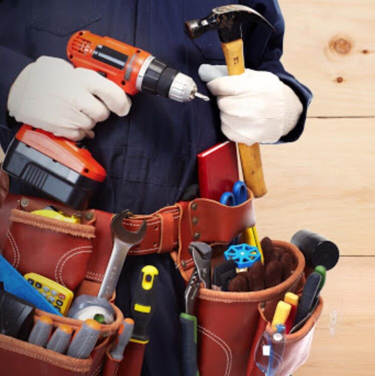 6 Benefits of Hiring Professional Handyman Service - The Frisky