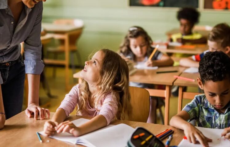 5 Benefits of Tutoring - The Frisky