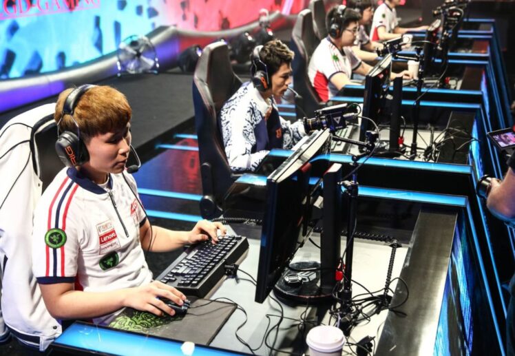 6 Benefits of Gaming Coaching and Lessons with Pro Gamers - The Frisky