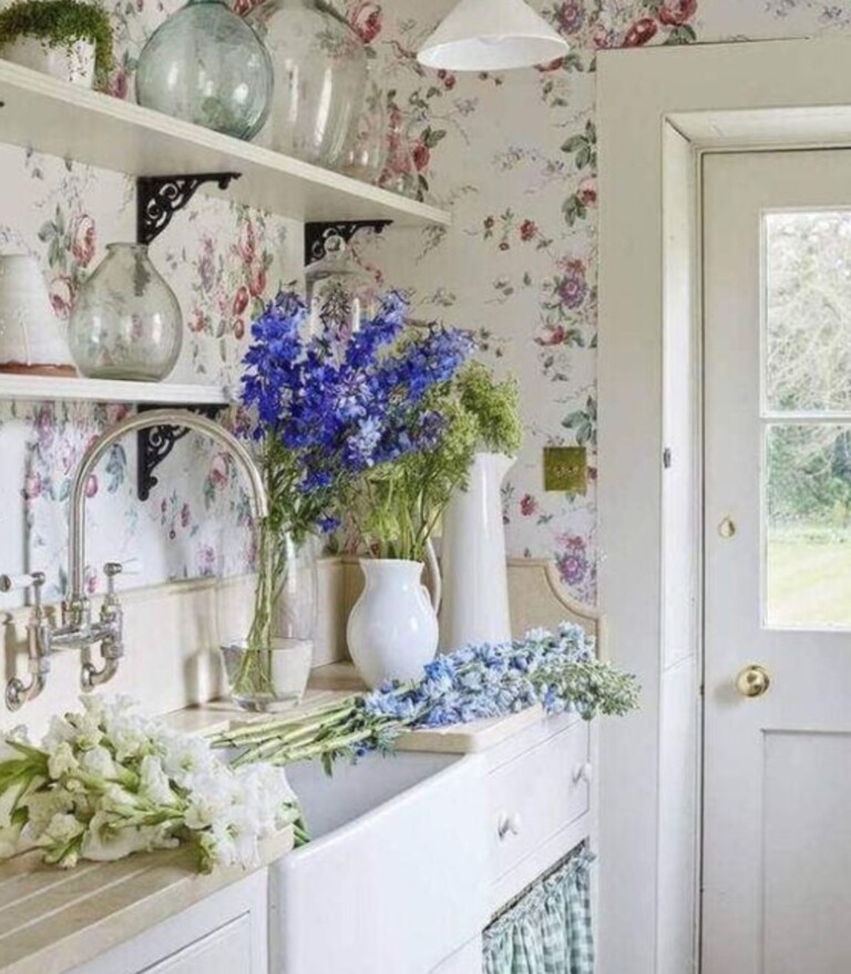 Cottagecore Style and How To Get the Look for Your Own Home - The Frisky