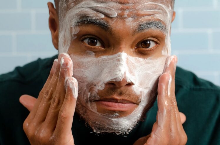 Men's Guide for Shaving Sensitive Skin - The Frisky
