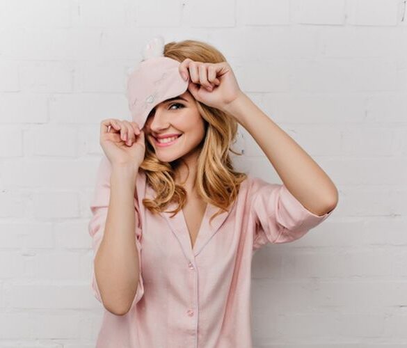 10 Easy Steps To Turn Your Bathroom Into A Luxurious Home Spa - The Frisky