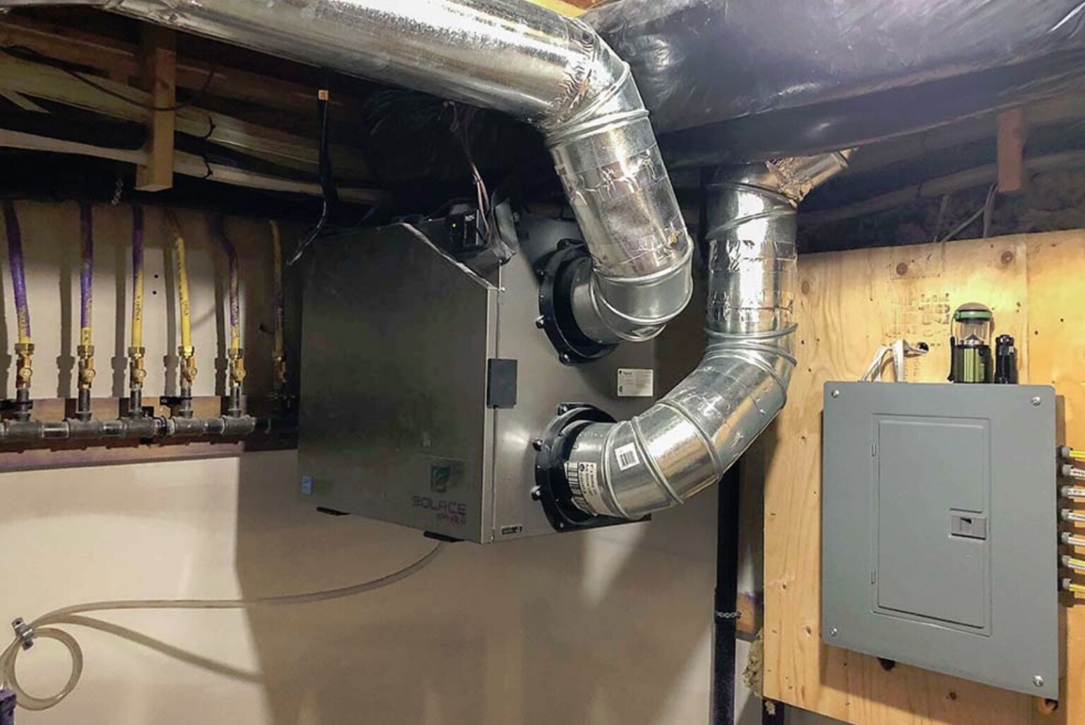 What's The Difference Between an HRV and an ERV - The Frisky