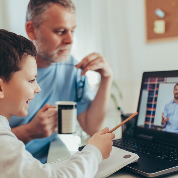 9 Ways Online Learning Benefits Nurses - The Frisky