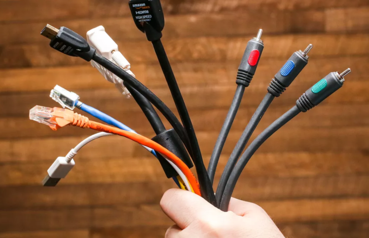 8 Tips on Shopping for Audio Equipment - The Frisky