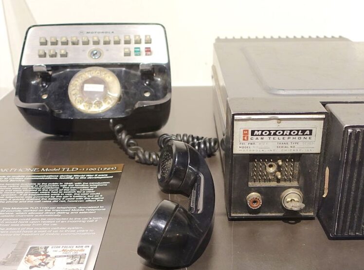 Most Important Mobile Advancements - The Frisky