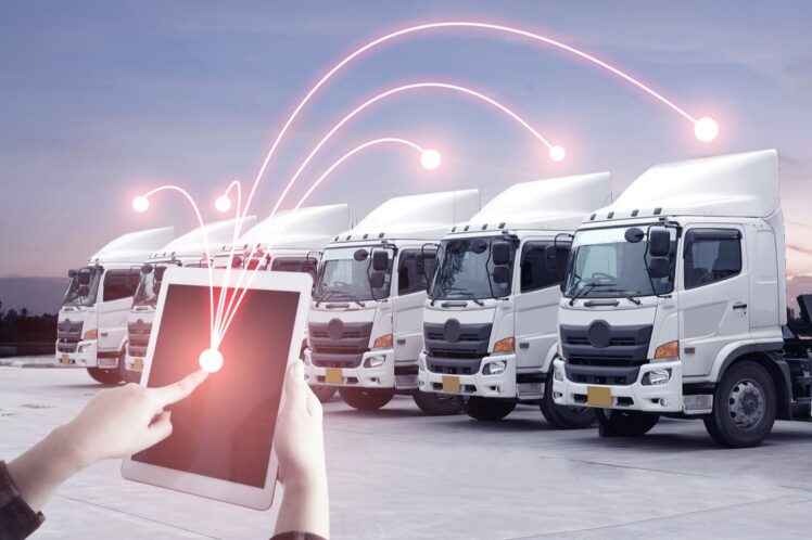 3 Pros And Cons Of Managing Your Fleet In-house Vs Outsourcing - The Frisky