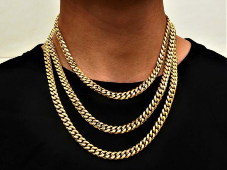 Give Subtle Finishing Touches to Your Outfits With Gold Chains for Men ...